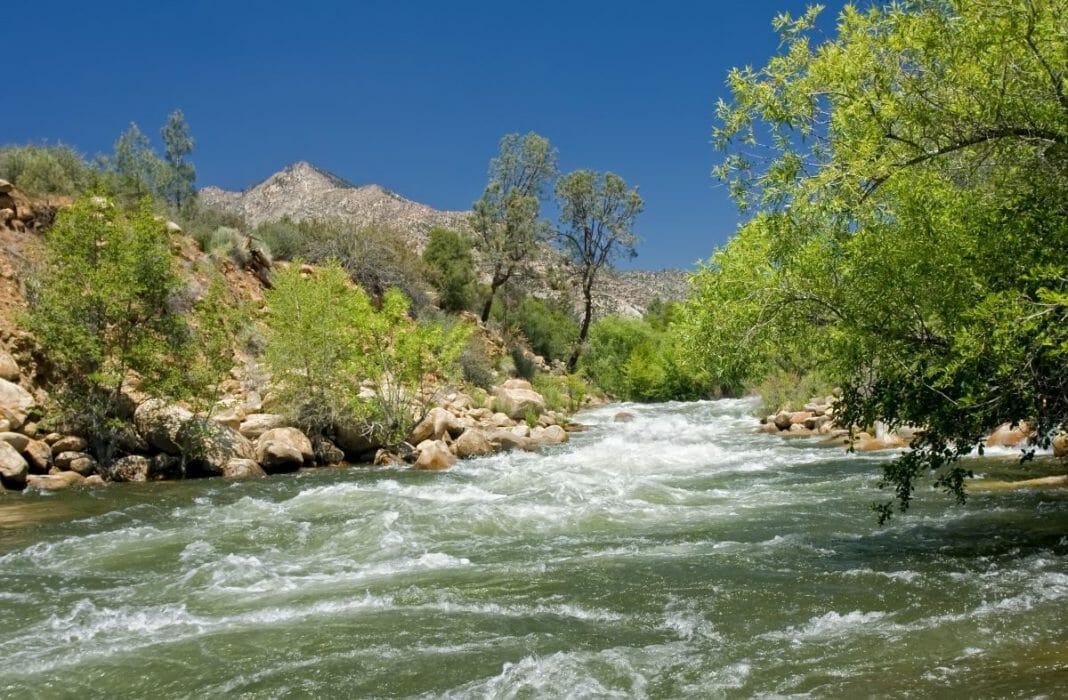 Kern River Water Continues to Flow to The California Aqueduct ...